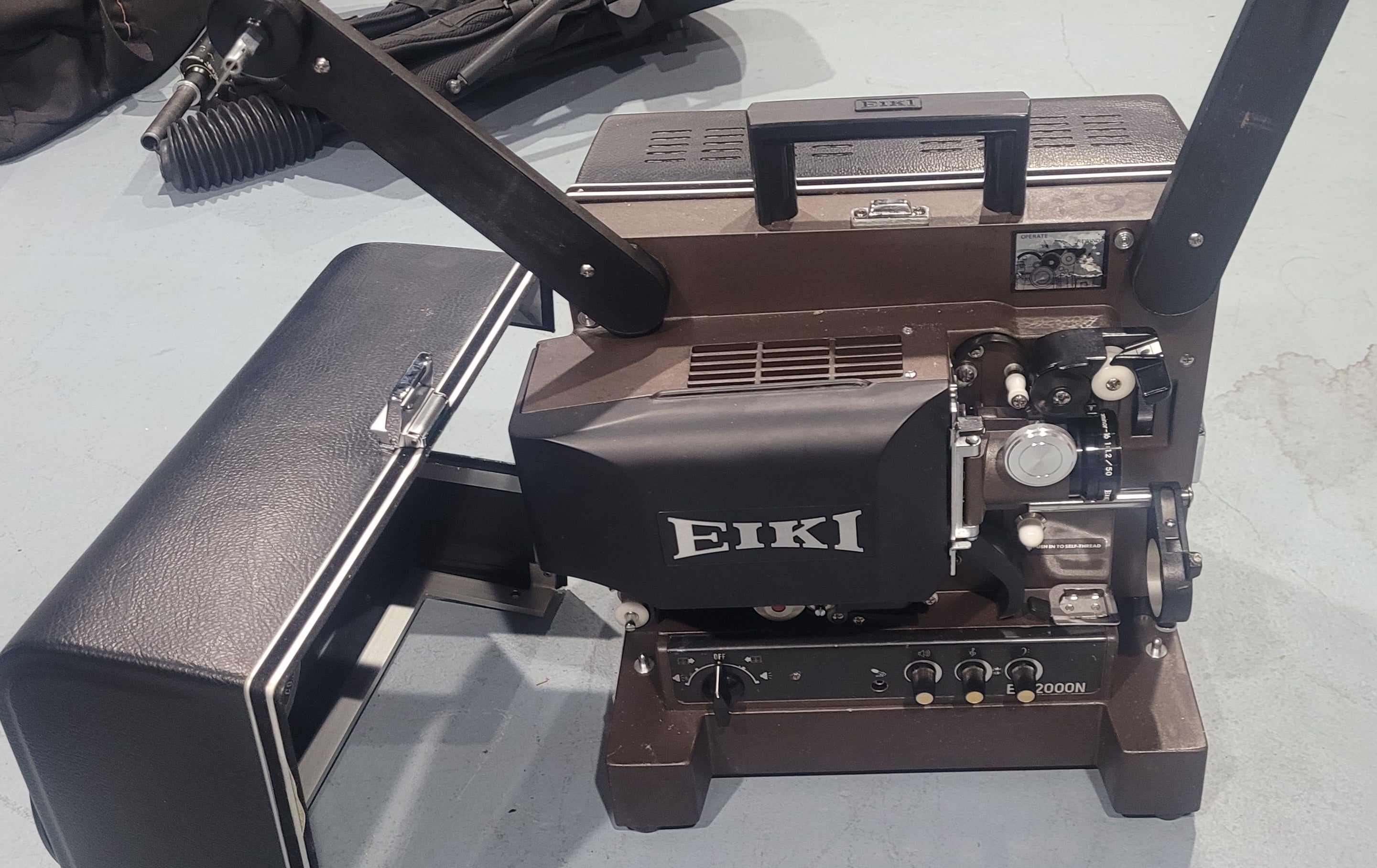 Eiki EX-2000N Xenon 16mm Sound Projector S# 1465 – Du-All Camera