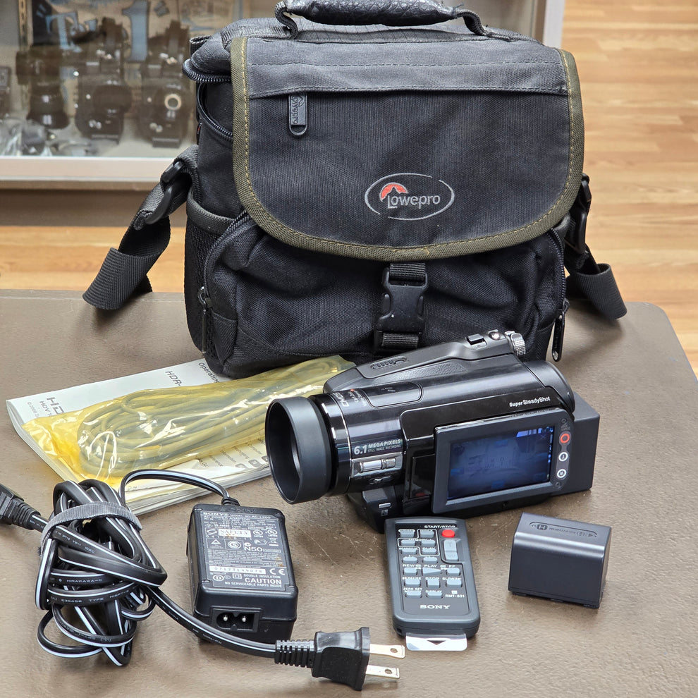 Sony HDR-HC9 HDV Mini DV 1080i Camcorder Package (NTSC) S# 122618 – Du ...